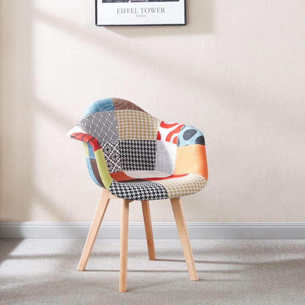 Butaca Eames Patchwork Wood – Sillas In